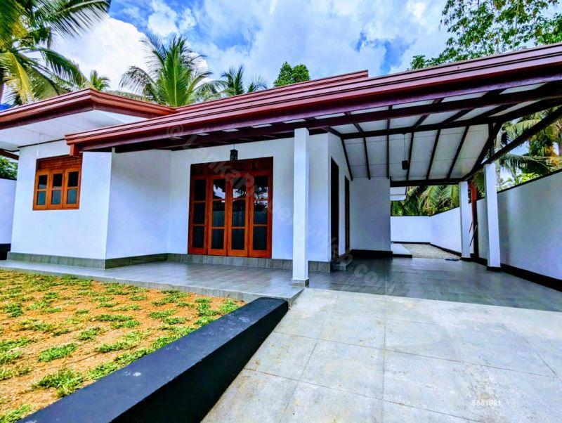House for Sale in Kesbewa - Brand New Single Storied House Kedilpitiya ...