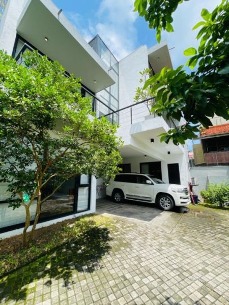 Houses for rent in Colombo district | House.lk